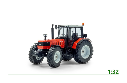 Same tractors in schaal 1:32